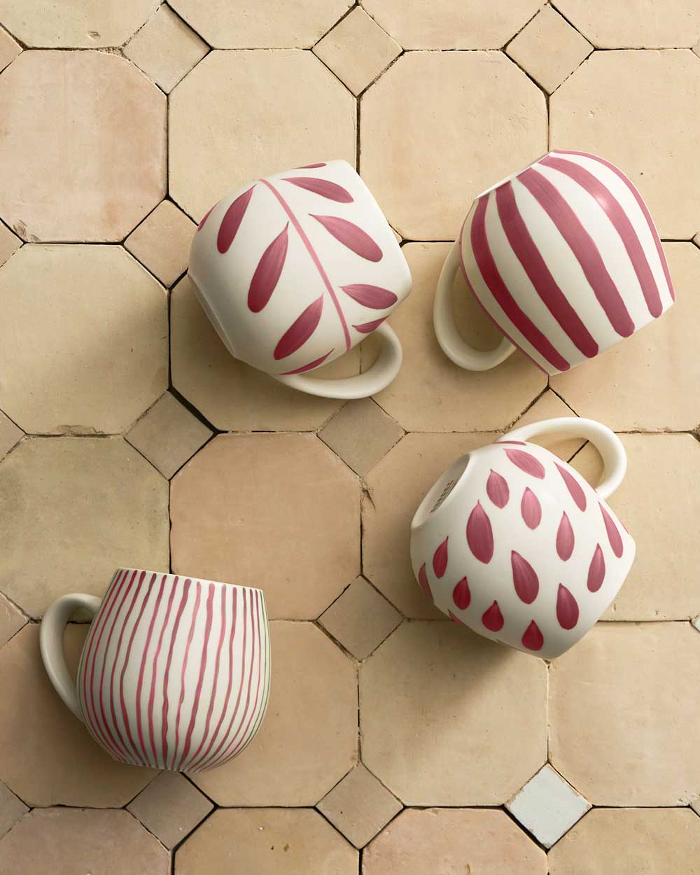 Hug Me Ceramic Mugs | Robert Gordon Australia