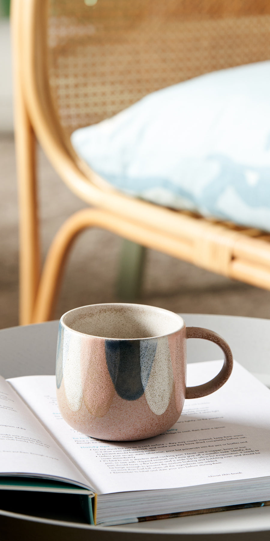 Robert Gordon Australia - Making Pottery since 1945